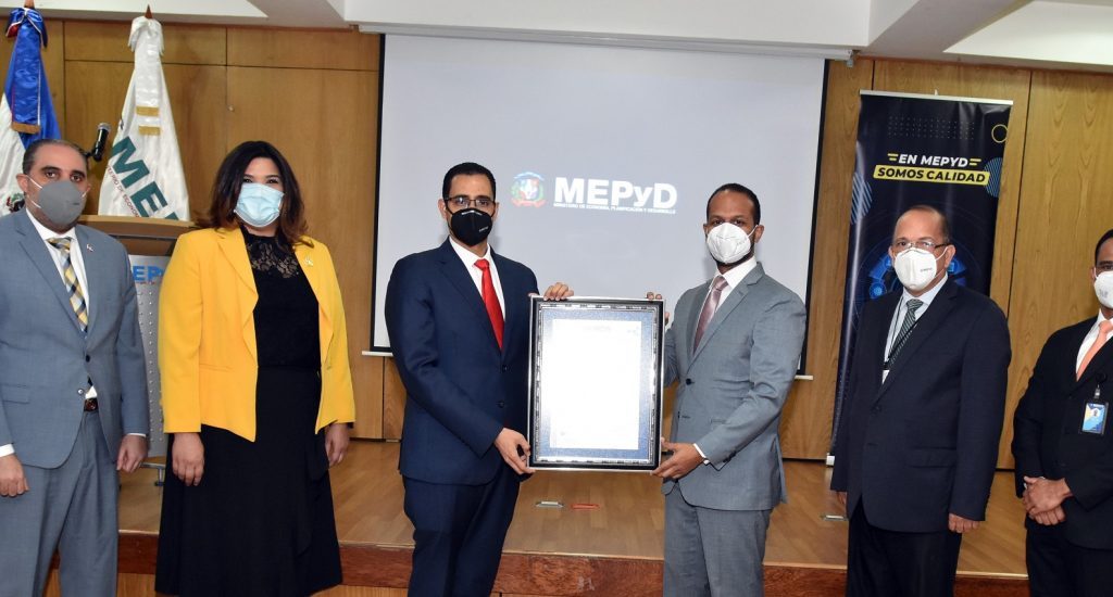 MEPyD recibe certificación internacional de protocolos contra el COVID ...