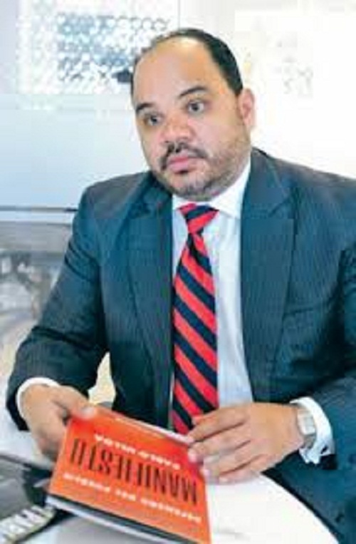 Pablo Ulloa aspirante propone reorganizar la figura del Defensor del ...