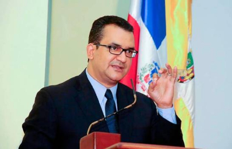 Román Jáquez presenta renuncia ante TSE para asumir la JCE - Las ...