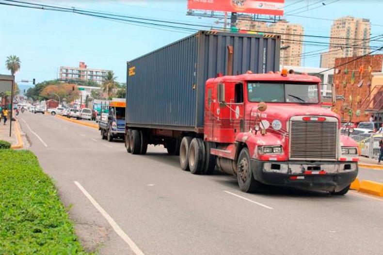 Intrant prohíbe circulación de vehículos de carga en días festivos de ...