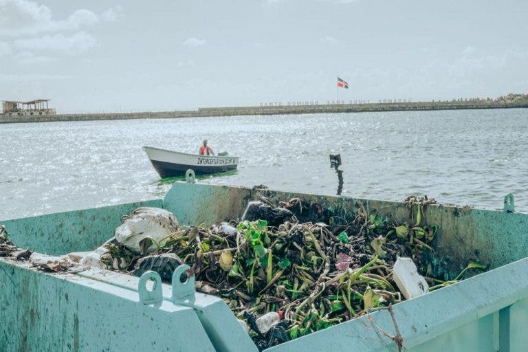 Embarcación Interceptor 004 reinicia operaciones para limpieza de los ...