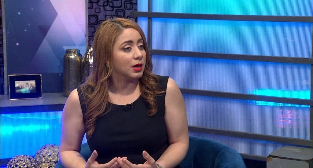 Gloria Reyes ve “lastimoso” manejo de la oposición con fraude Supérate ...