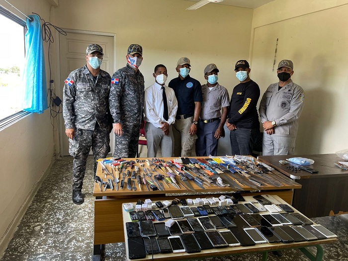 Drogas, armas blancas, celulares y más encontraron en la cárcel del 15 ...