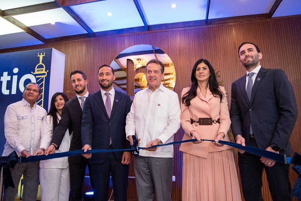 Horatio: Contact Center busca crear 350 plazas de trabajo en Santiago ...