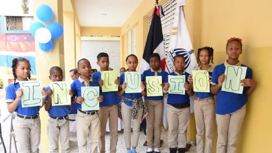 MINERD abre aula específica para niños con condiciones especiales en ...