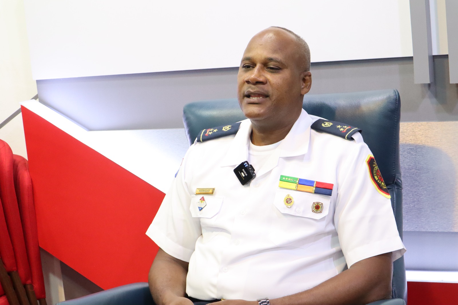 Los Bomberos del Distrito Nacional carecen de un mayor personal - Las ...