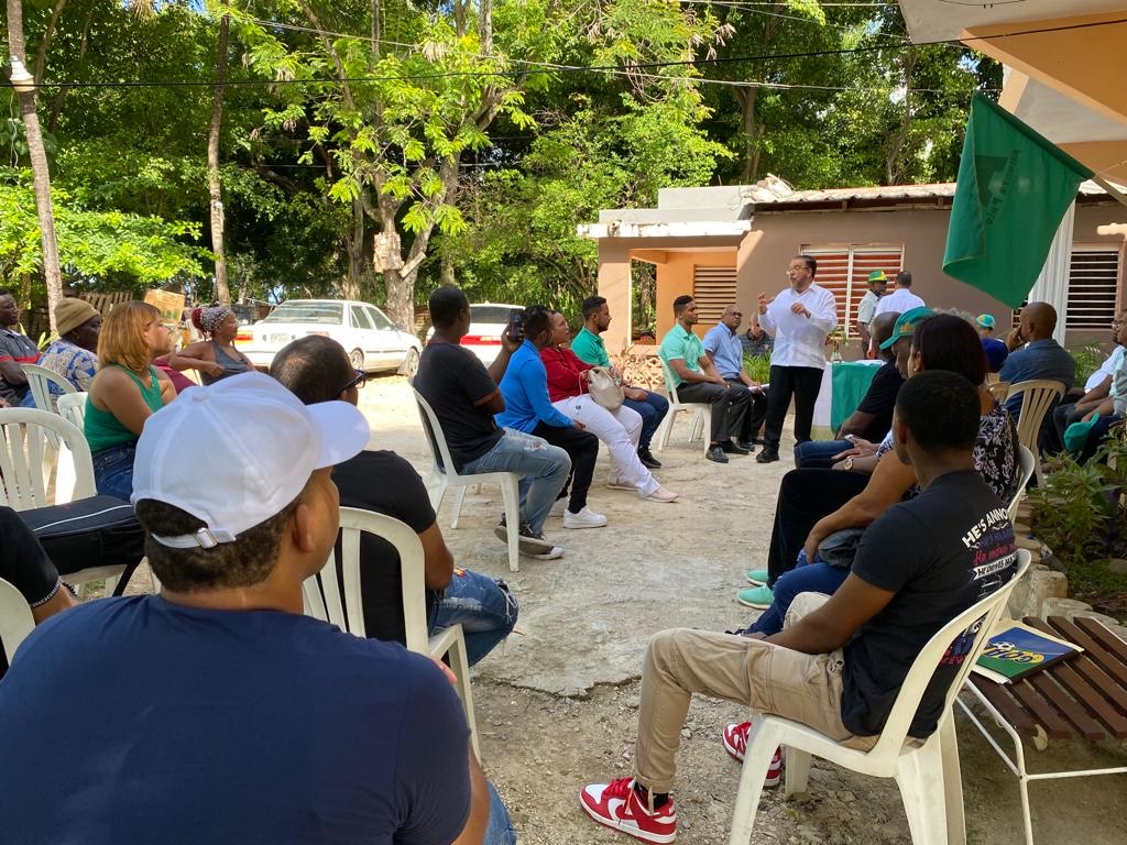 Guillermo Moreno realiza recorrido por San Cristóbal; llama a líderes a ... Guillermo Moreno realiza recorrido por San Cristóbal; llama a líderes a ...