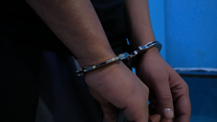 Capturan hombre ult1mó de una pedrada a un primo durante riña en Azua ... Capturan hombre ult1mó de una pedrada a un primo durante riña en Azua ...