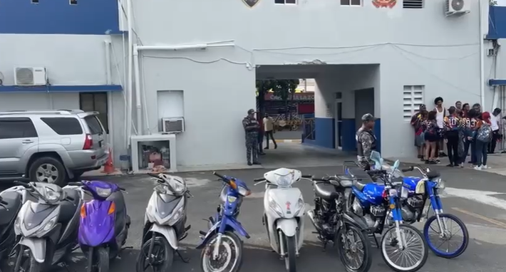 Autoridades apr3san varias personas por carrera clandestina en Bonao ...