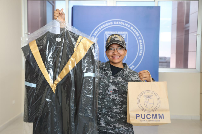 Acne Núñez, una policía graduada de arquitectura a sus 22 años - Las ...