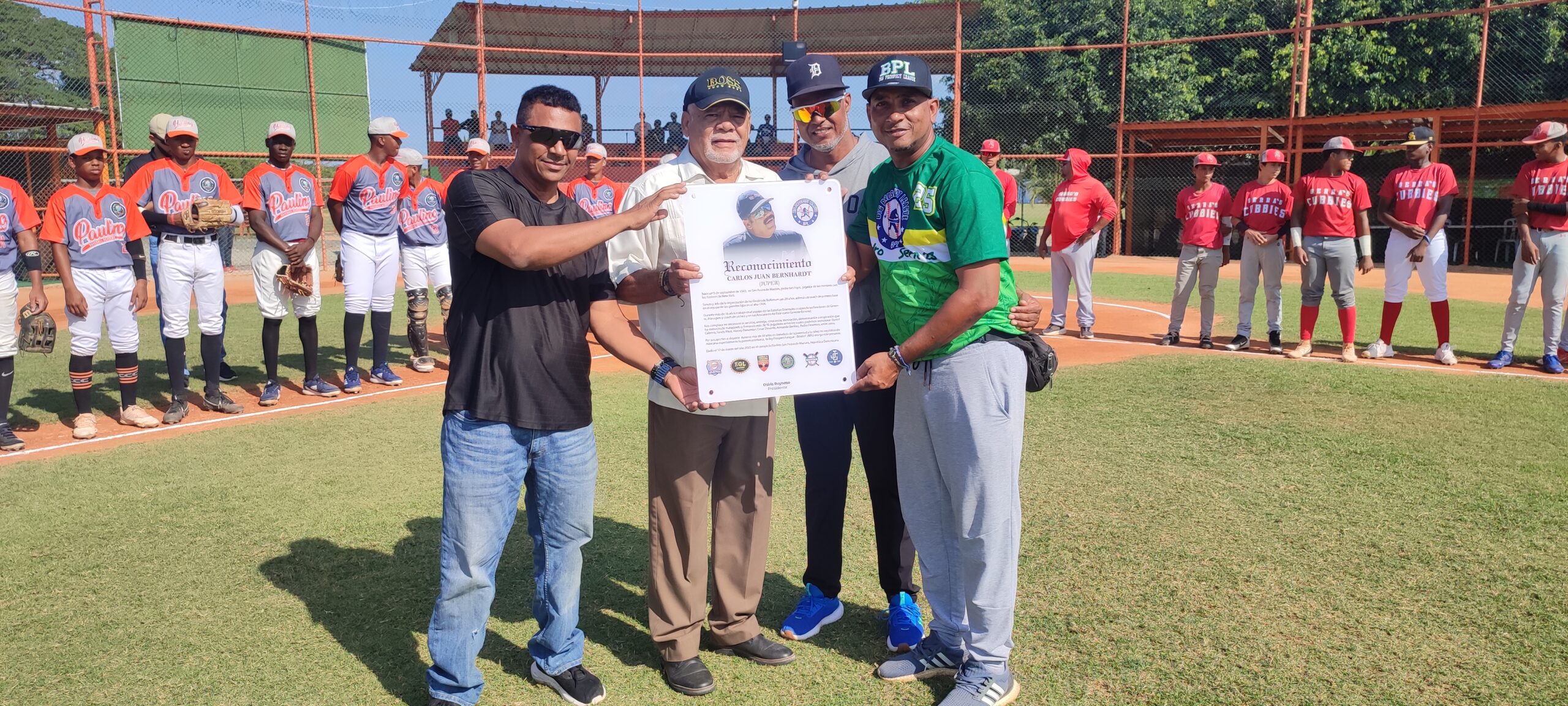 BPL-Béisbol reconoce trayectoria del ex jugador y Scout Carlos Juan ...
