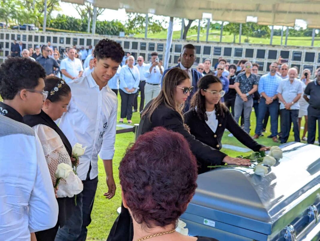 Dotel "vivió feliz y amó genuinamente", expresó su esposa Massiel de ...