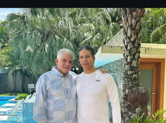 Hijo de Eduardo Estrella y esposa de este, están bajo los escombros del ...