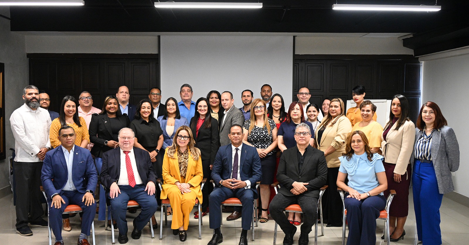 Superintendencia de Seguros celebra primera certificación antilavado de ...