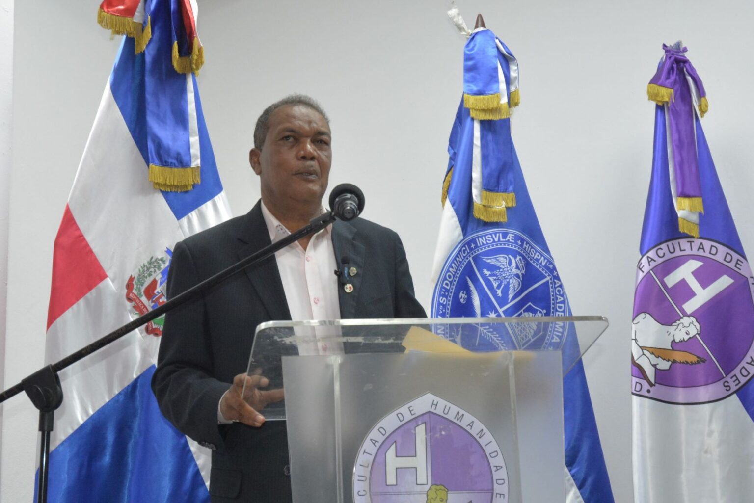 Profesor UASD expone sobre el papel del patricio Sánchez a favor de la ...