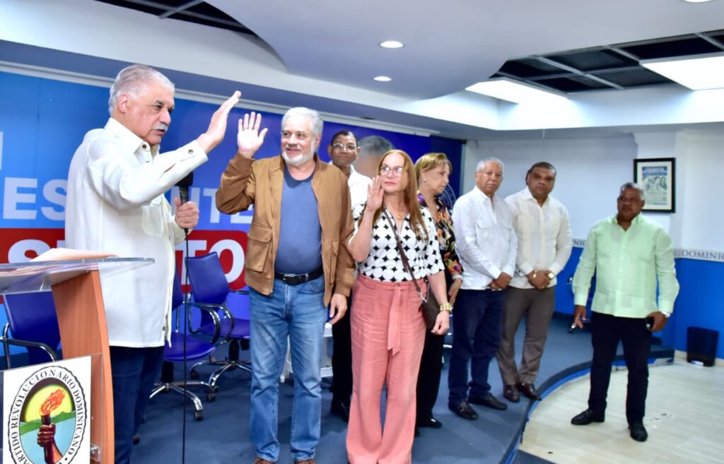 Danilo Cruz Pichardo renuncia al PRM y oficializa su regreso al PRD ...
